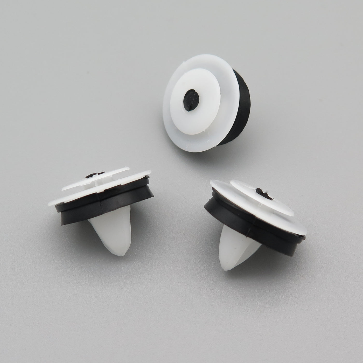 Volkswagen Transport & Caddy Sliding Door Rail Cover Trim Clips, 7E084 ...