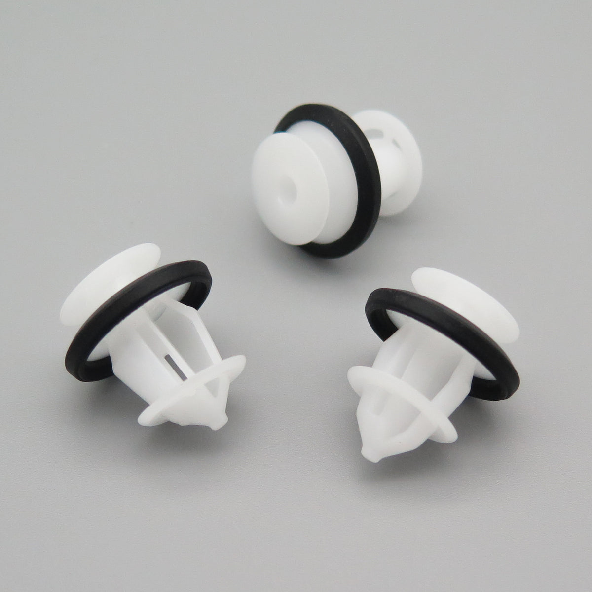 Toyota Door Card & Interior Trim Panel Clips- 67773-0E020 — VehicleClips