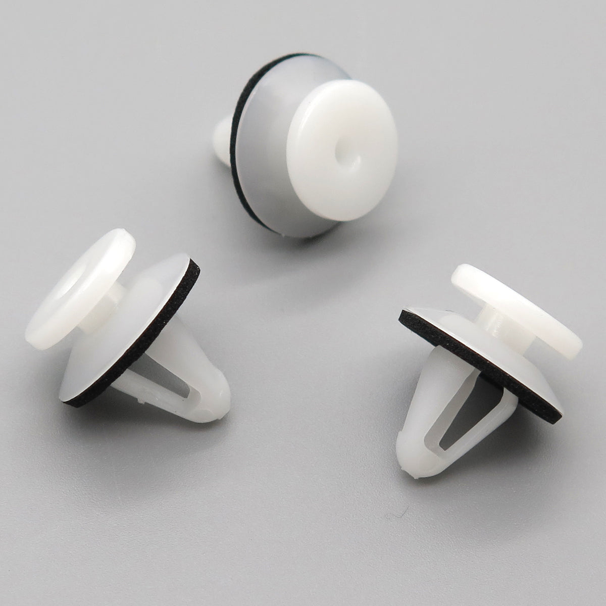 White Interior & Exterior Trim Panel Clips, Mitsubishi MB567499 MB6961 ...