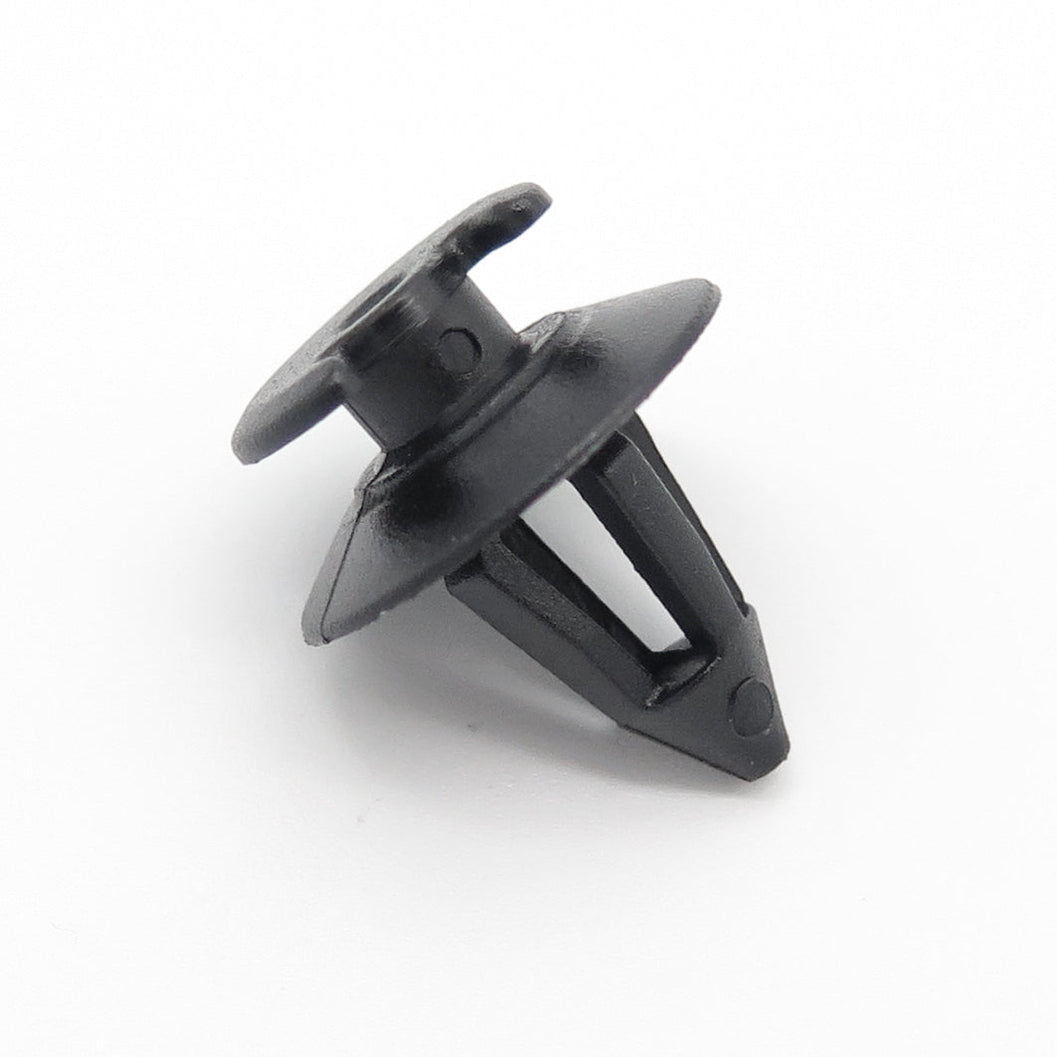 Classic Audi Interior Trim Door Card Clips - 823867299 — VehicleClips