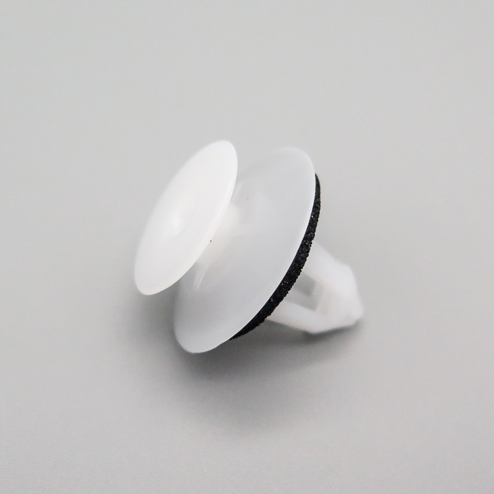Door Card & Interior Trim Panel Clips, Mercedes-Benz A0069884378 ...
