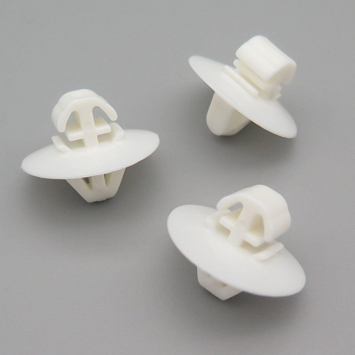 Mercedes Sprinter Exterior Side Moulding & Door Plastic Trim Panel Cli ...