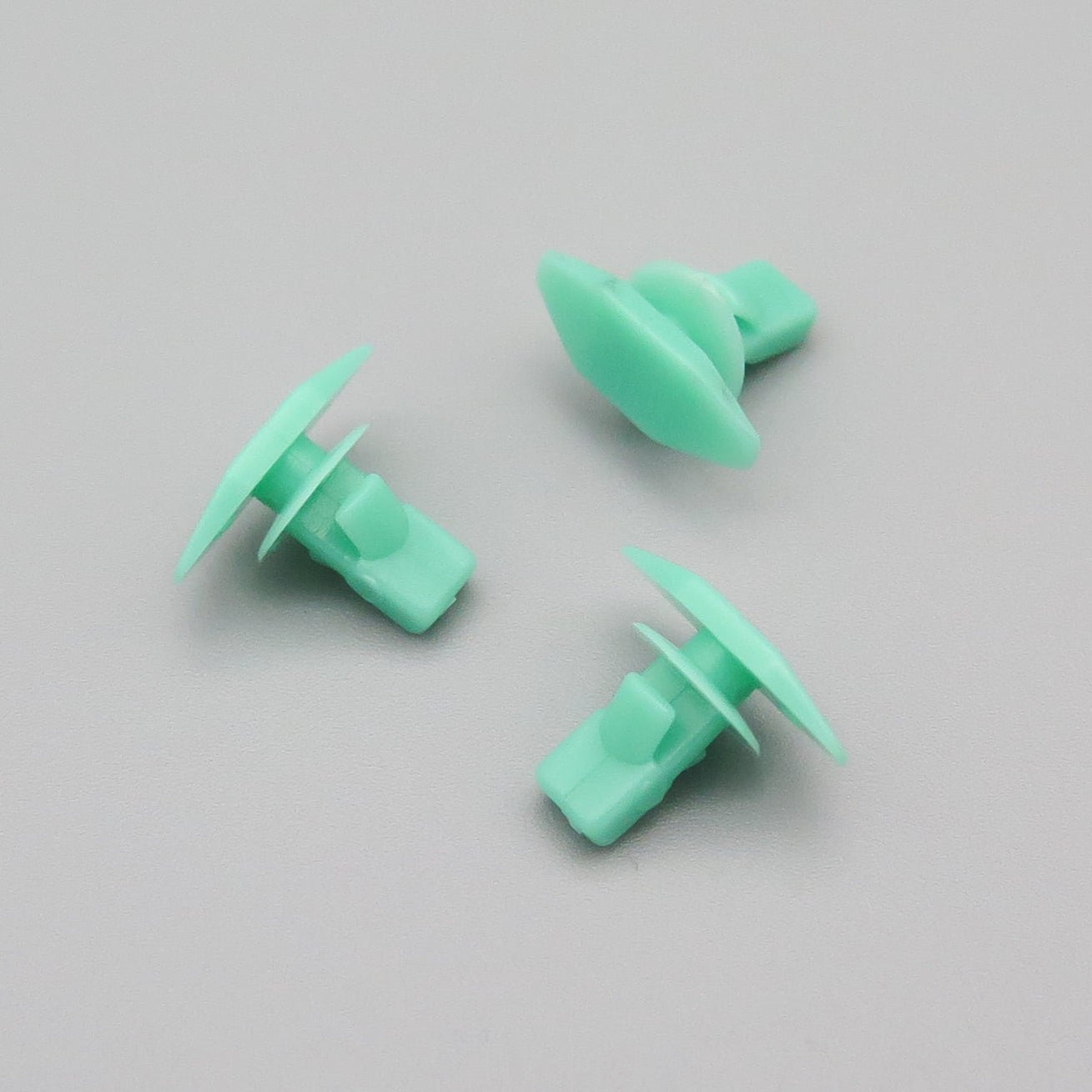 Door Seal & Weatherstrip Clips, Green, 5mm Hole- Honda 91568-SR2-003 ...