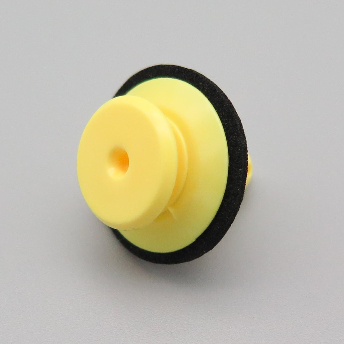 Exterior Windscreen A-Pillar Trim Clips- Land Rover DYC500020 ...