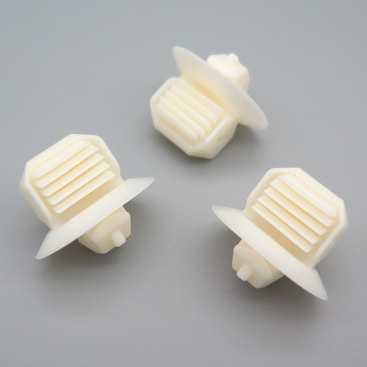 Interior Trim & Pillar Cover Retaining Clips, Skoda 6N0867276 ...