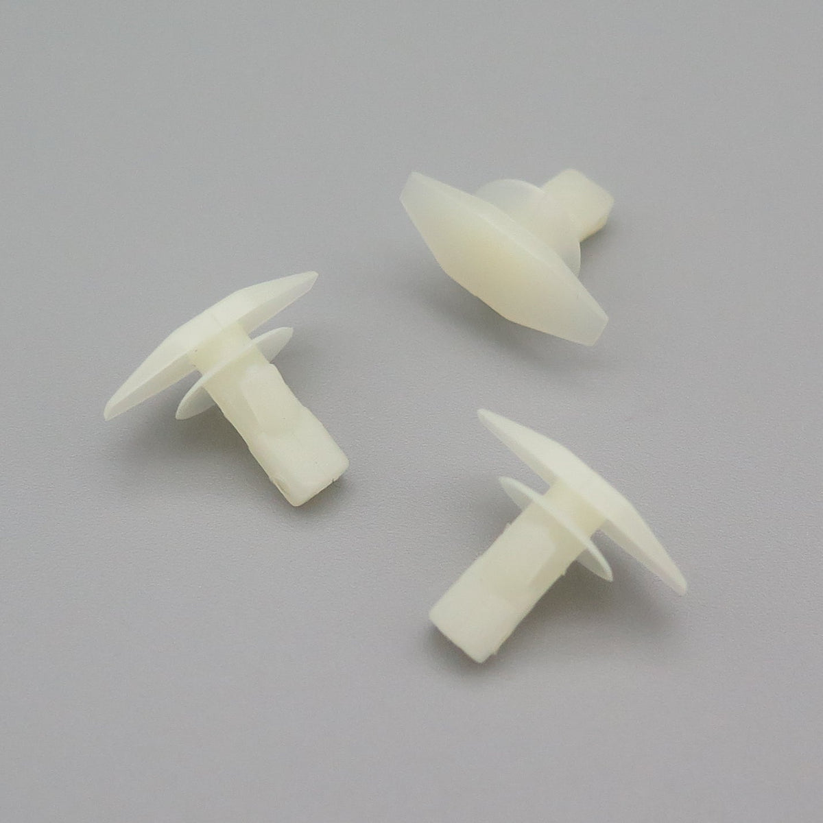 Mazda Weatherstrip & Rubber Door Seal Gasket Clips / Fasteners - G0315 ...