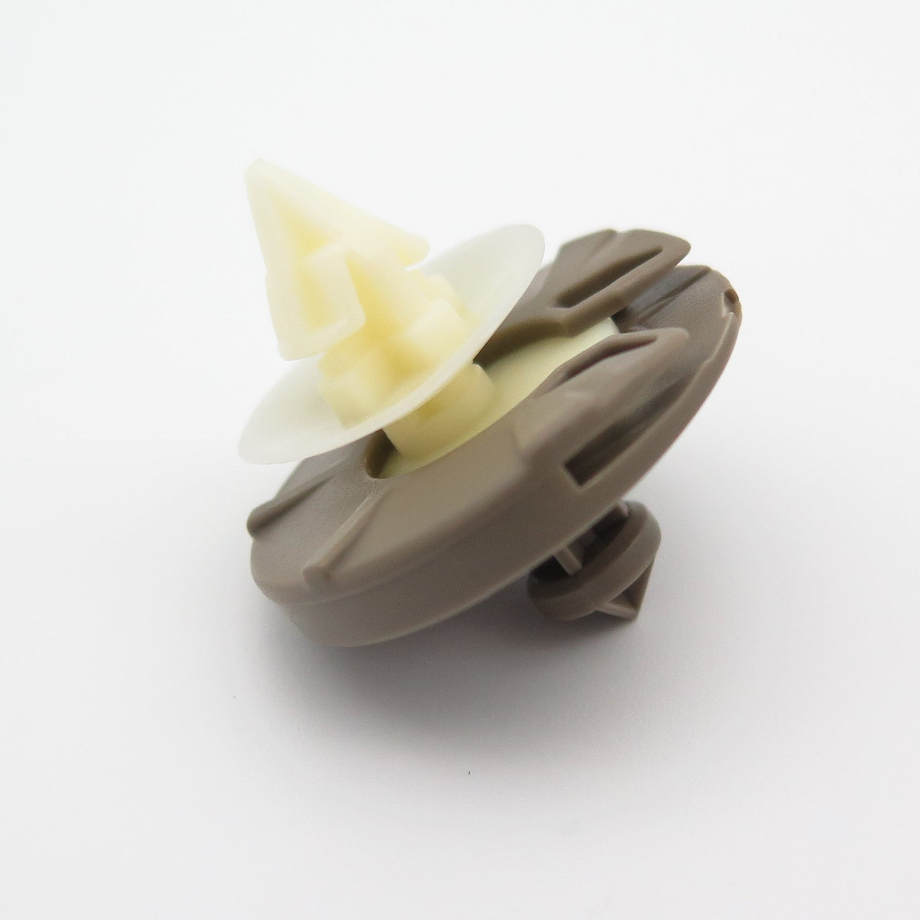 Plastic Door Card Clips for Older Volkswagen Cars- 1H0868243B ...