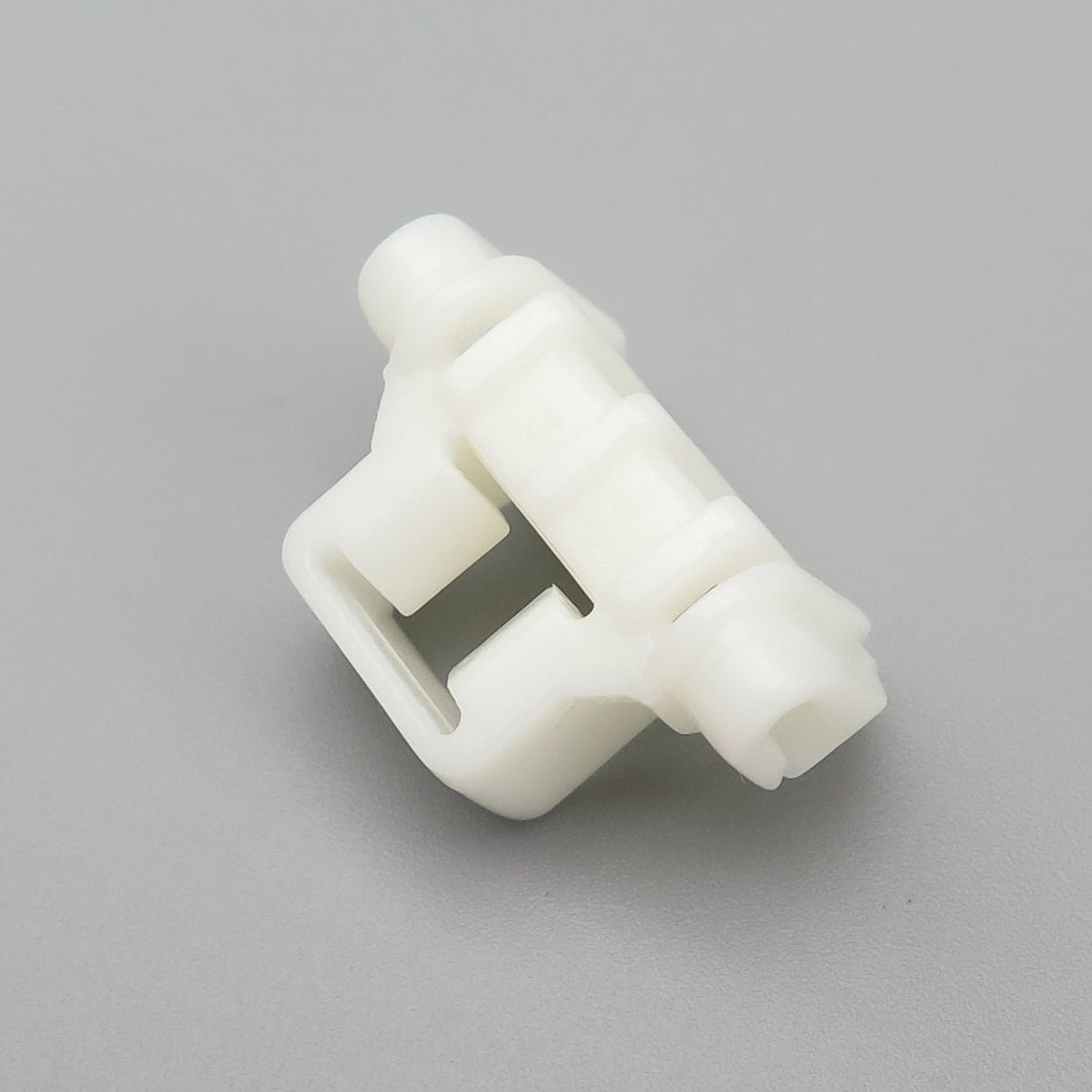 Side Moulding & Exterior Door Trim Clips- Mercedes A0019885181 ...