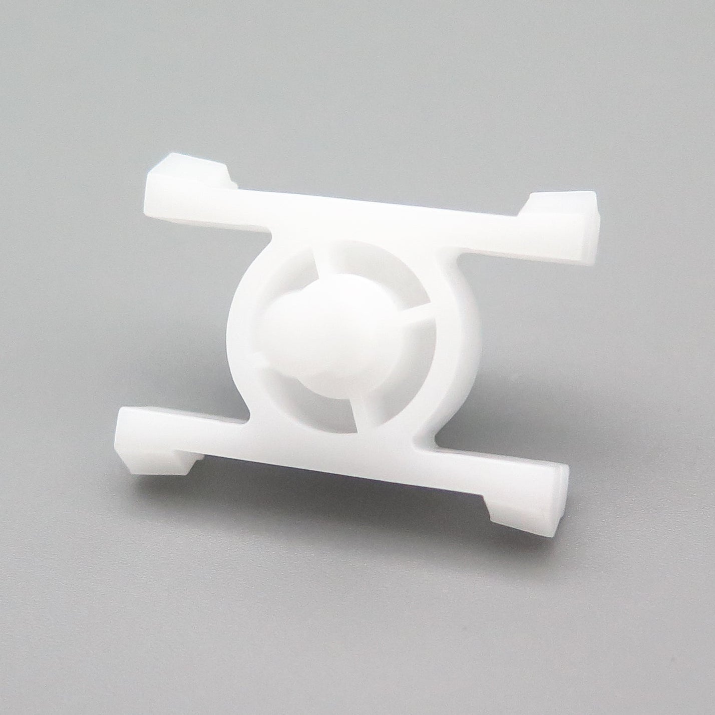 Side Moulding & Side Skirt Trim Clips- Early BMW models 51136440146 ...