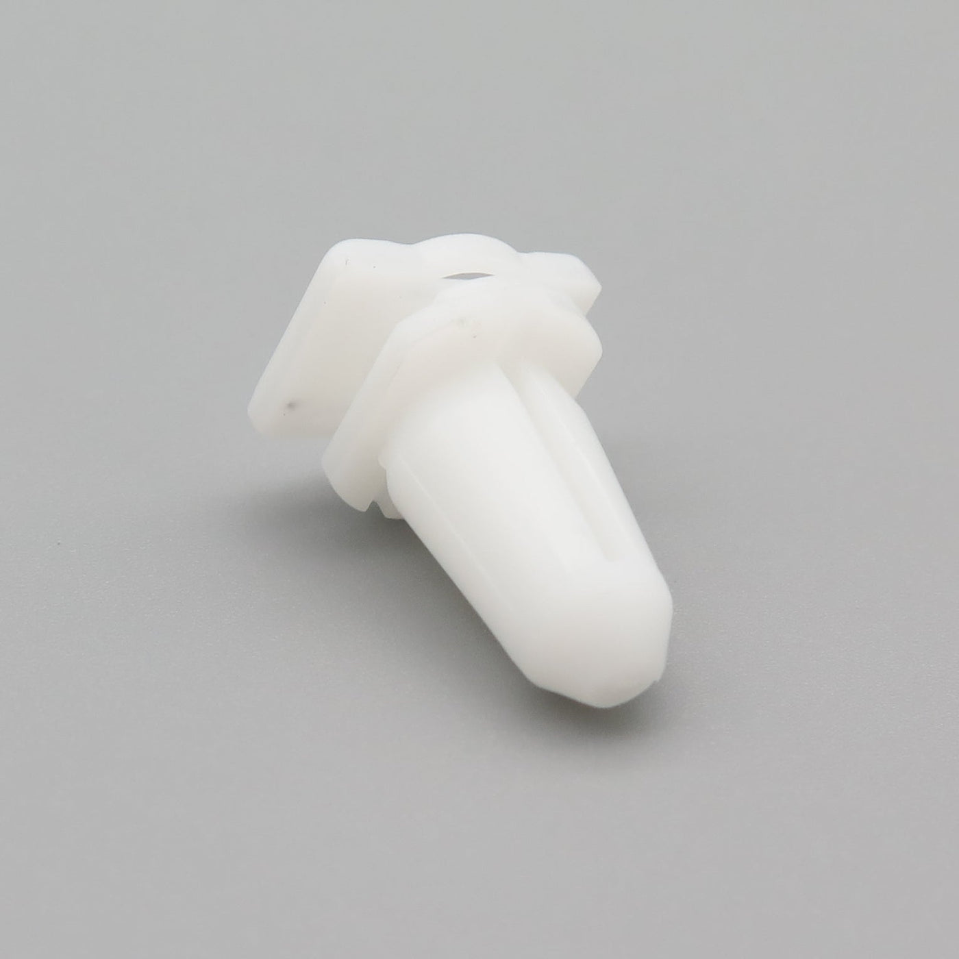 Sill Moulding Clips for E21, E23, E30, E36- BMW 51471840961 — VehicleClips