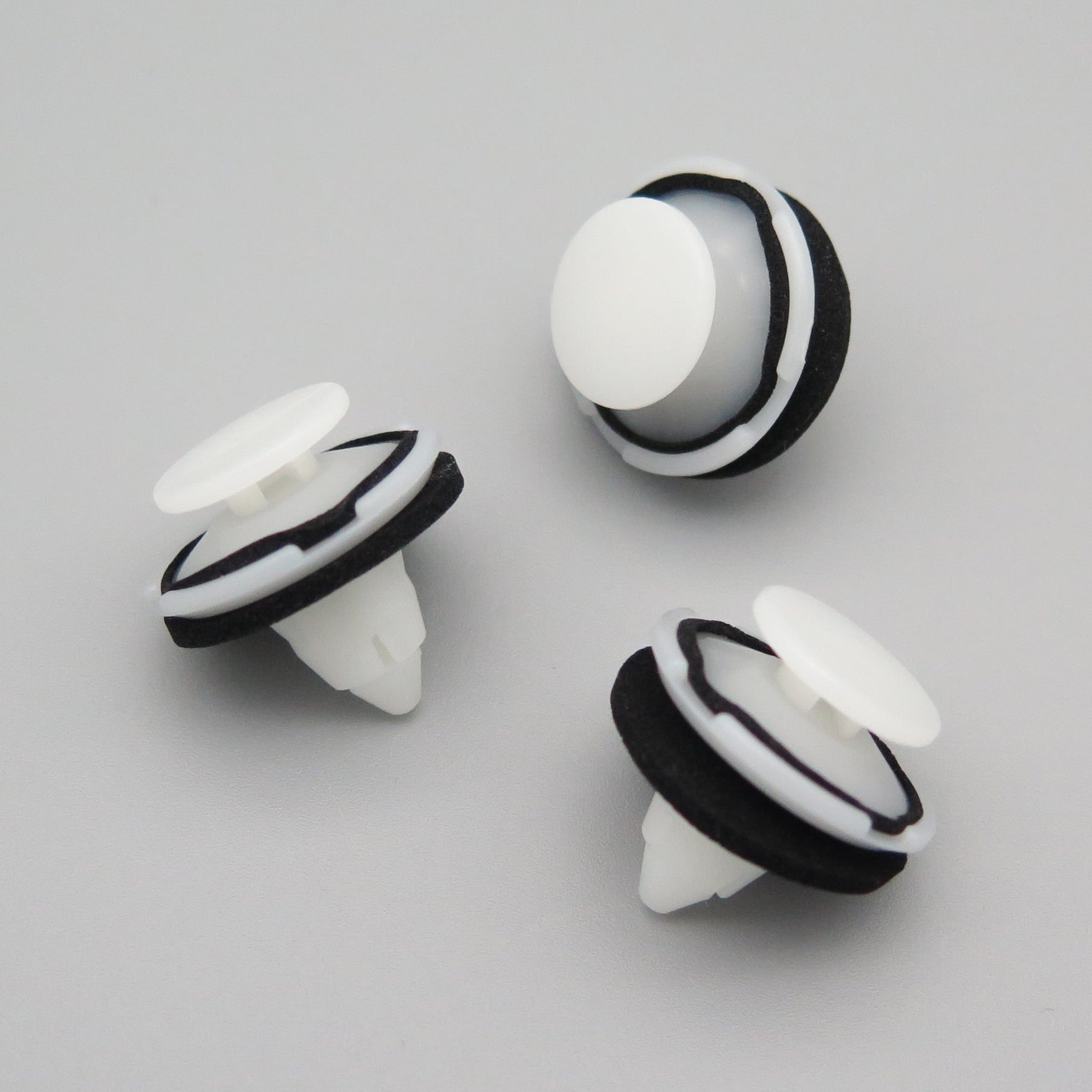 Tailgate Exterior Trim Panel Fasteners, Honda 91513-SJK-003 — VehicleClips